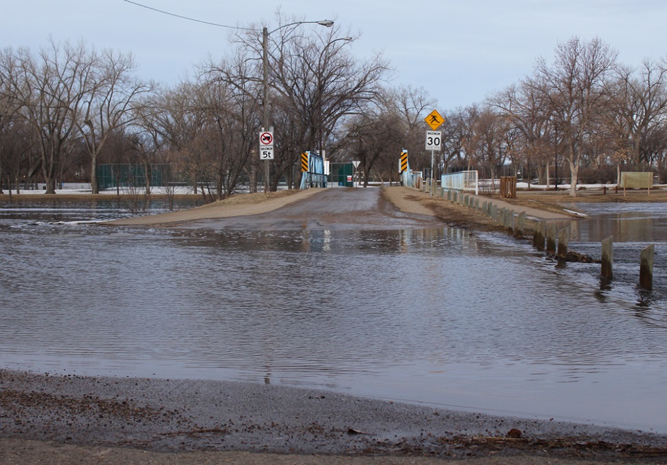 Heavy rain expected across west-central Saskatchewan, prompting Environment Canada warnings ...